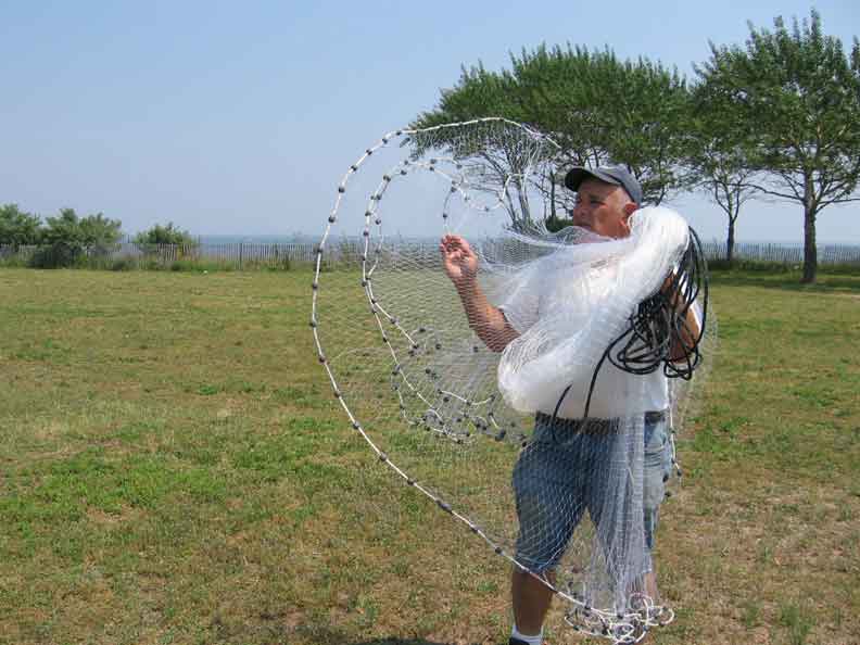 How to throw a cast net by East coast Nets