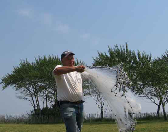 How to throw a cast net by East coast Nets